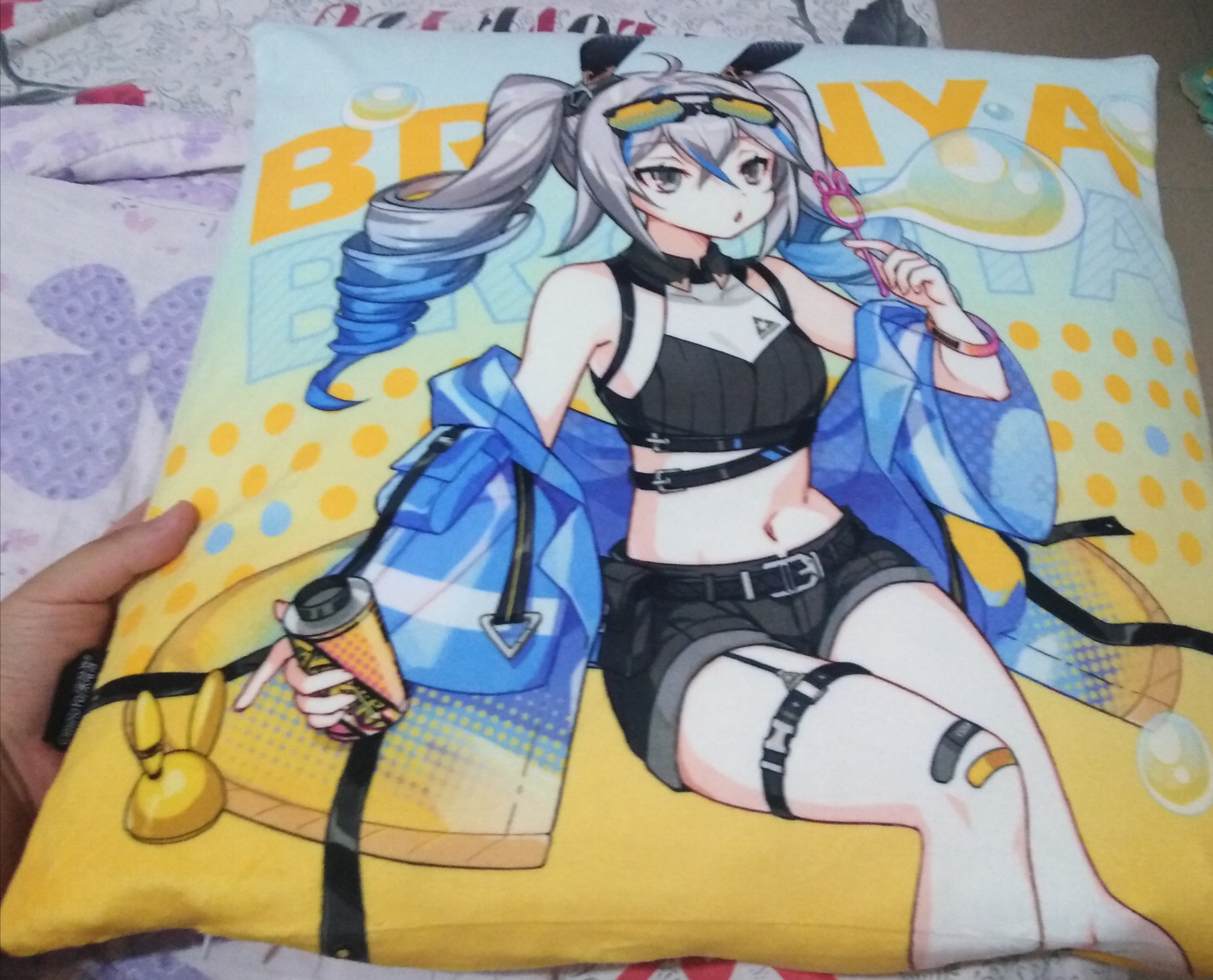 抱枕终于到了 - 崩坏3 - TapTap