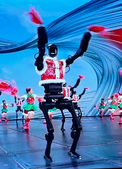 机器人cos出圈？游戏真人互动更温暖 - 正是修行⑩的动态 - TapTap