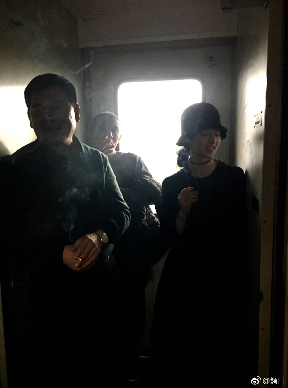 看啥圆桌会，HLE vs BLG不香嘛？ - 火炬之光：无限综合讨论 - TapTap 火炬之光：无限论坛