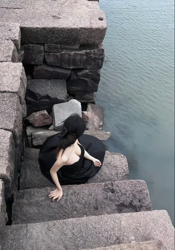 【bug反馈】宽总看过来，魔灵恶性bug - 火炬之光：无限综合讨论 - TapTap 火炬之光：无限论坛