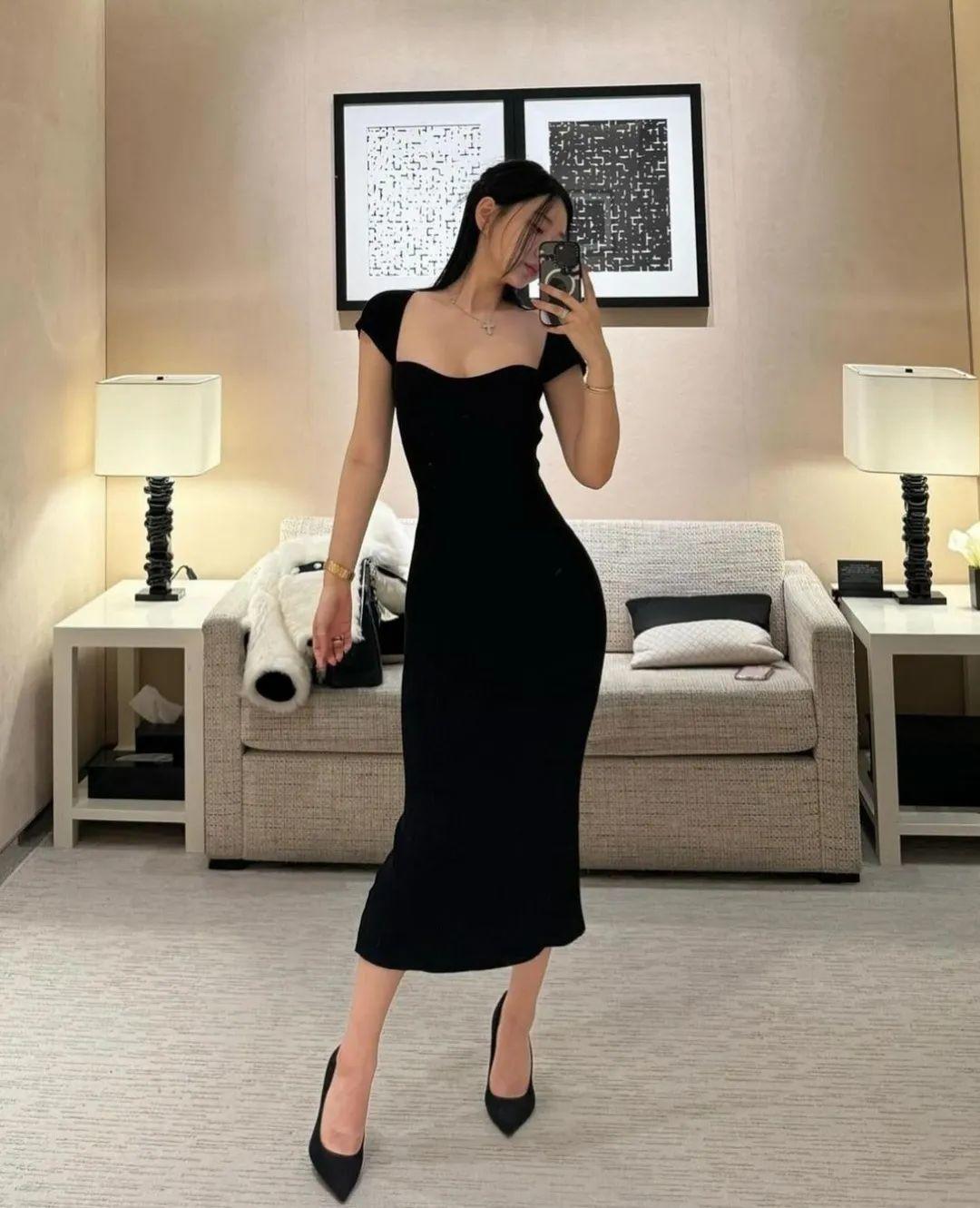 看了《星刃》的3D人体扫描现场，我连夜搜索了韩国辣模“申才恩”的INS - BB姬的动态 - TapTap