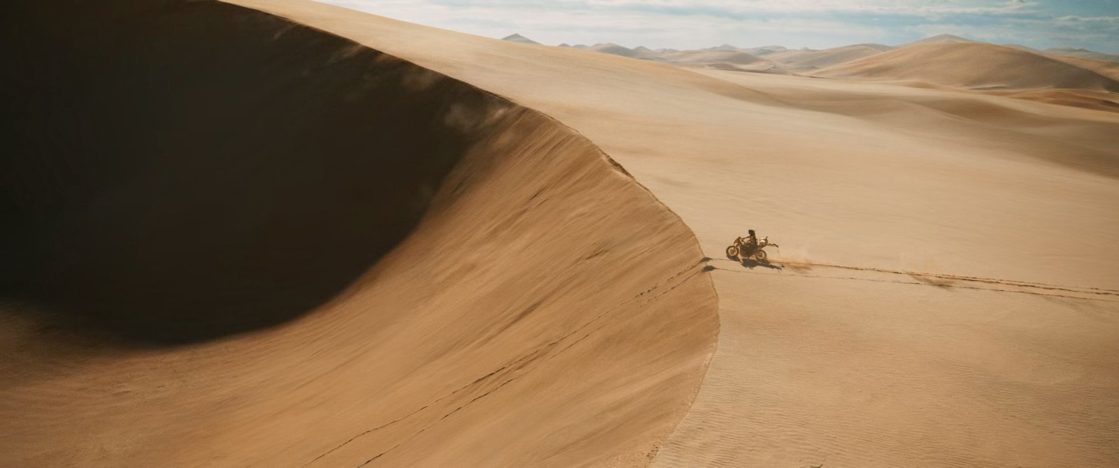 《疯狂的麦克斯：狂暴女神》头10分钟视频放出 - 3DM游戏网的动态 - TapTap