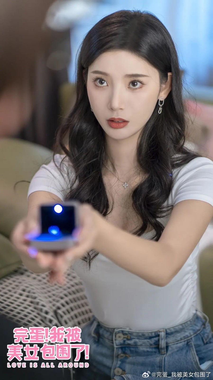 《完蛋 我被美女包围》浩浩妈高清原图 让人大饱眼福 - 3DM游戏网的动态 - TapTap